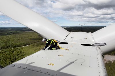 Wind Turbine Maintenance | Vestas